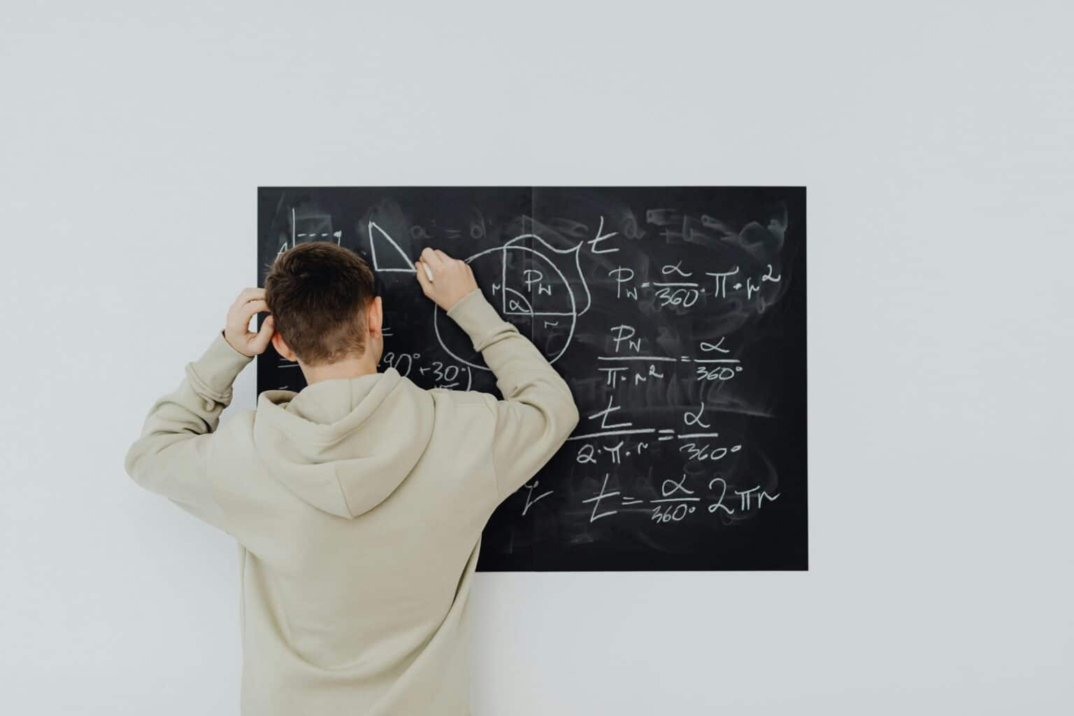 Common Mistakes in Specialist Maths and How to Avoid Them - Learnmate. blog